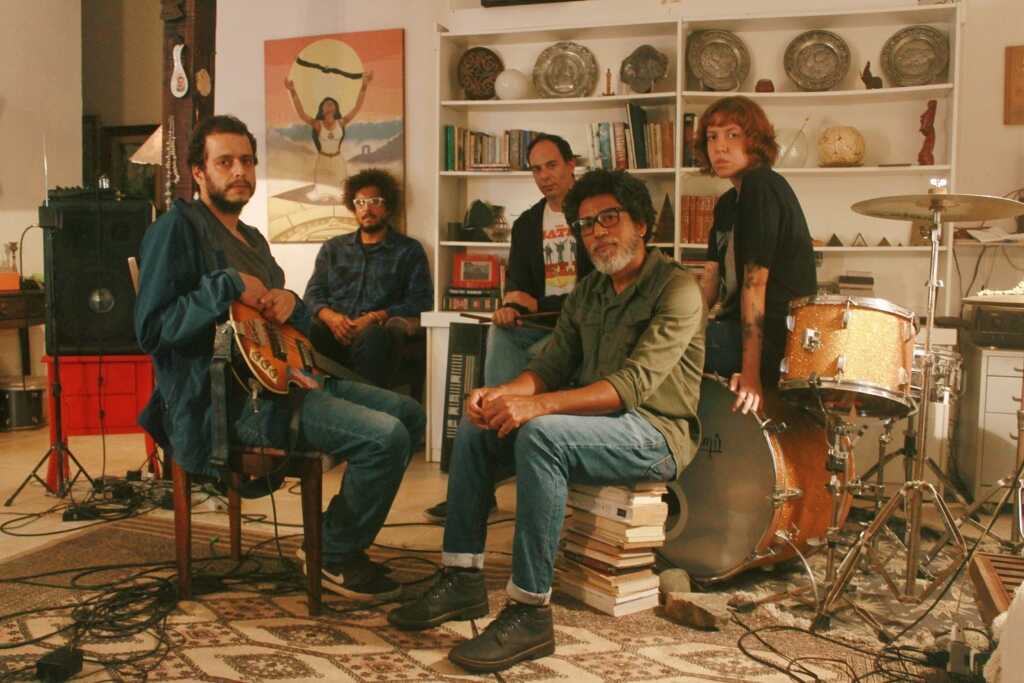 Oruã faz otimista manifesto de resistência com álbum “Íngreme ...